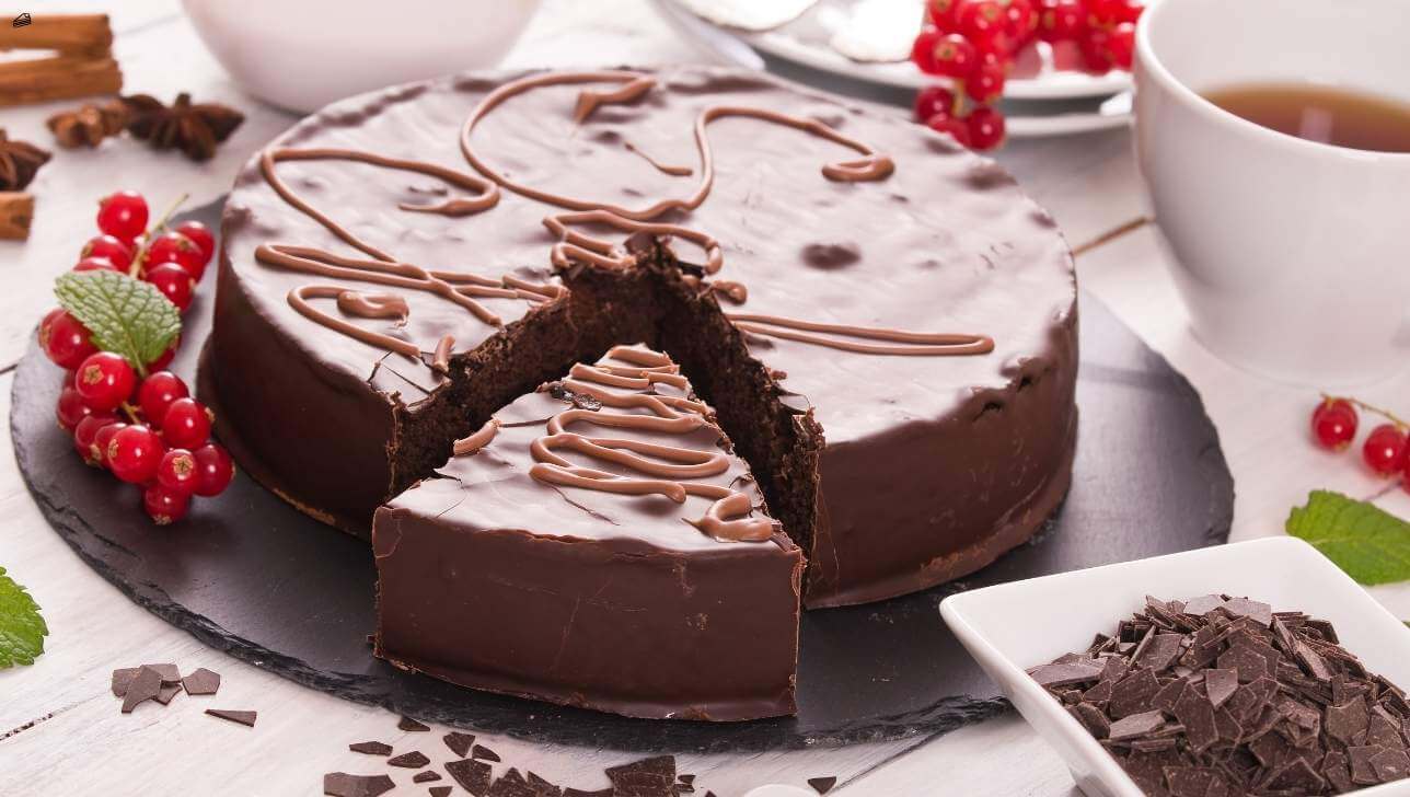 Easy Sachertorte Cake Recipe – A Taste of Vienna in Every Bite!